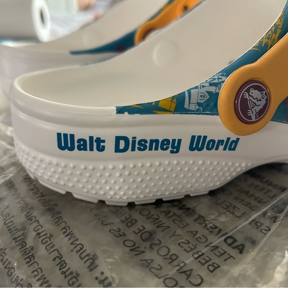 CROCS | Shoes | Nwts Crocs Cinderella Castle Crocs Size W7 | Poshmark